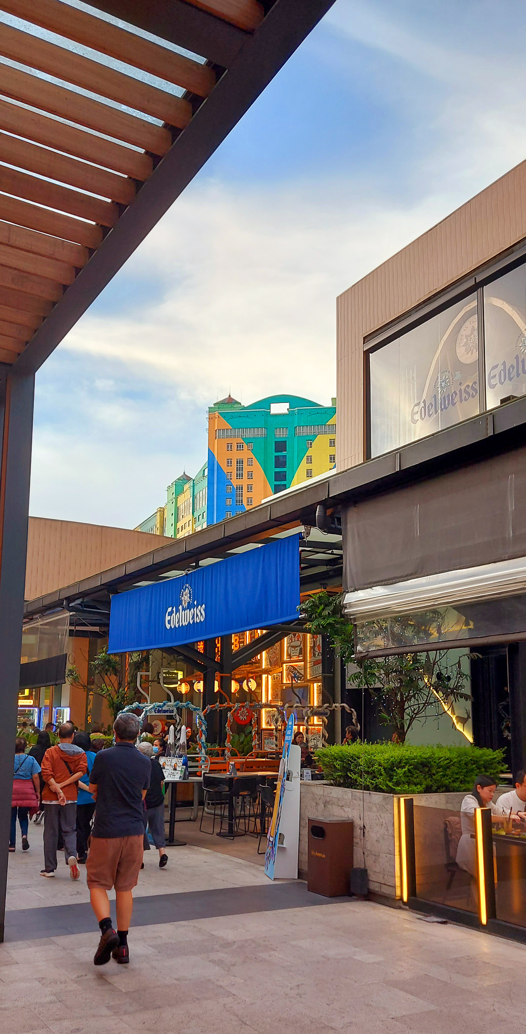 Genting Highlands: Family Fun in the Clouds – Life With Janet